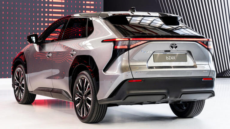 Nissan lost its EV sales lead in Japan for the first time in Q4