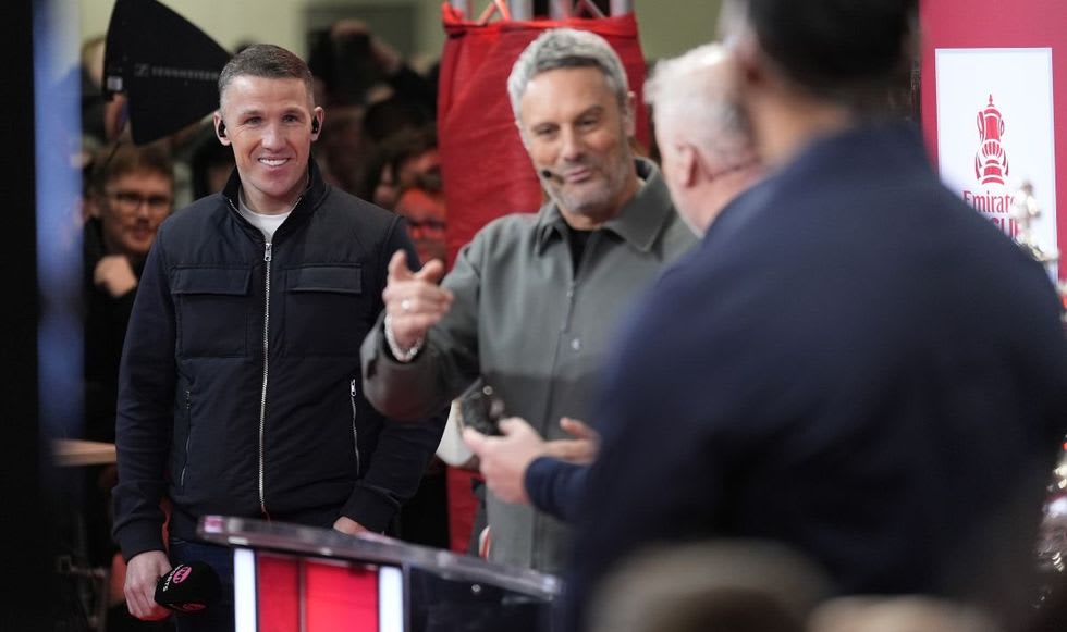 Football fans blasts FA Cup draw as 'rigged' after Premier League big ...