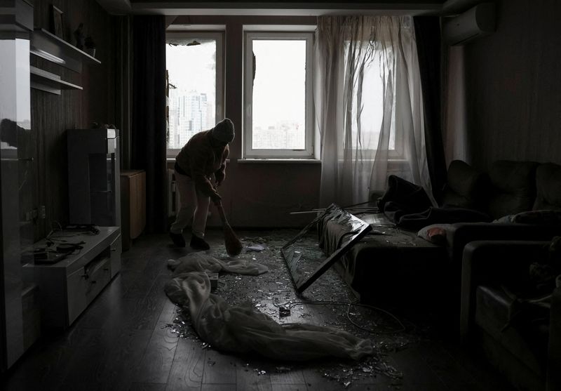 Ukraine toils to restore power and heat, Zelenskiy warns of new attack