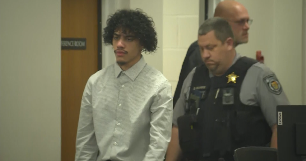 Accused killer of Devin Clark, Lyric Woods rejects plea deal