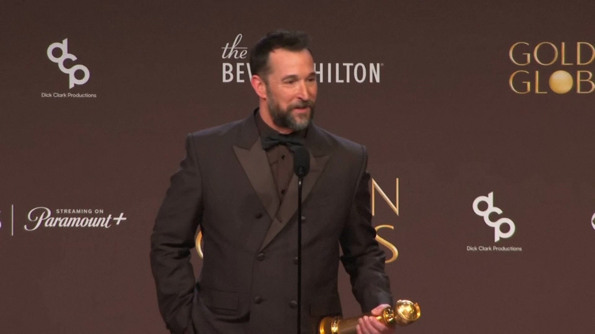 Noah Wyle gives shout out to Pittsburgh hospital after Golden Globes win