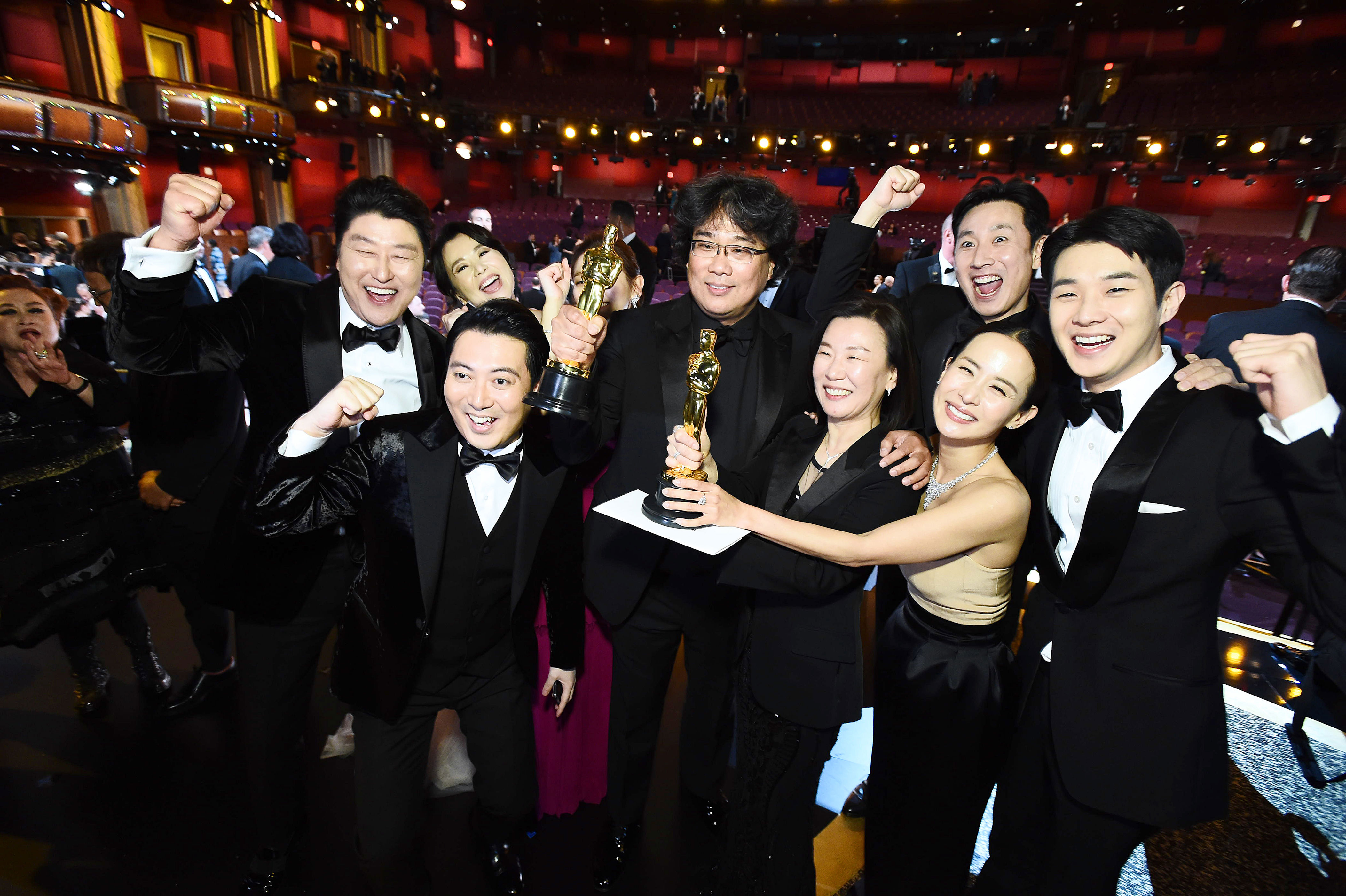 As Oscar voting begins, Hollywood guilds face questions over snubbing ...