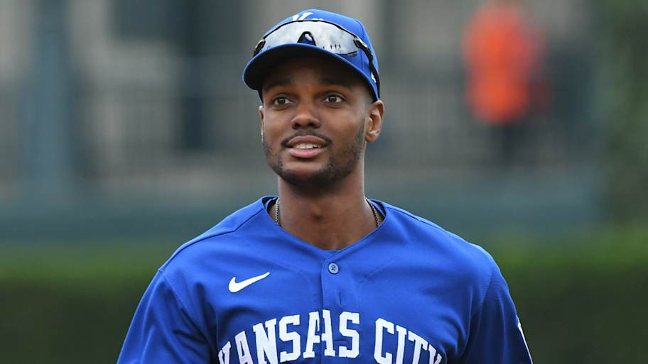 Royals news: Twins land ex-outfielder, Tim Collins comeback, Reds sign ...