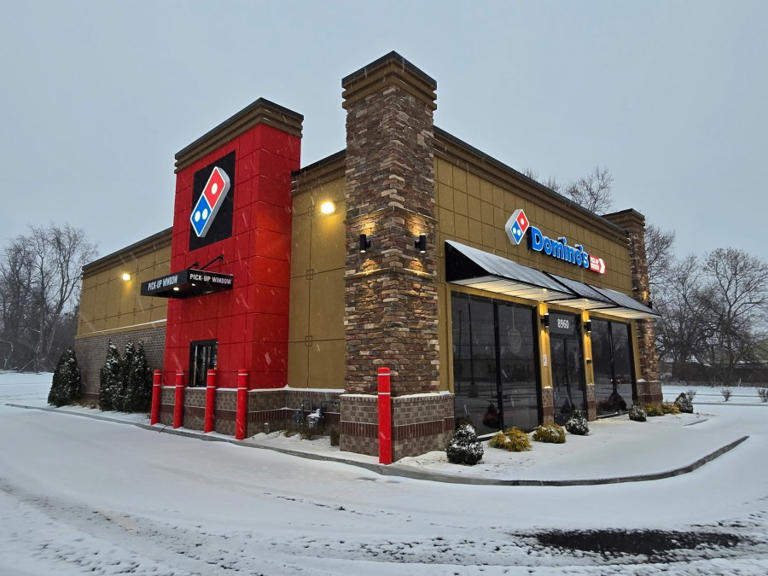 Domino’s hiring for new Huber Heights location