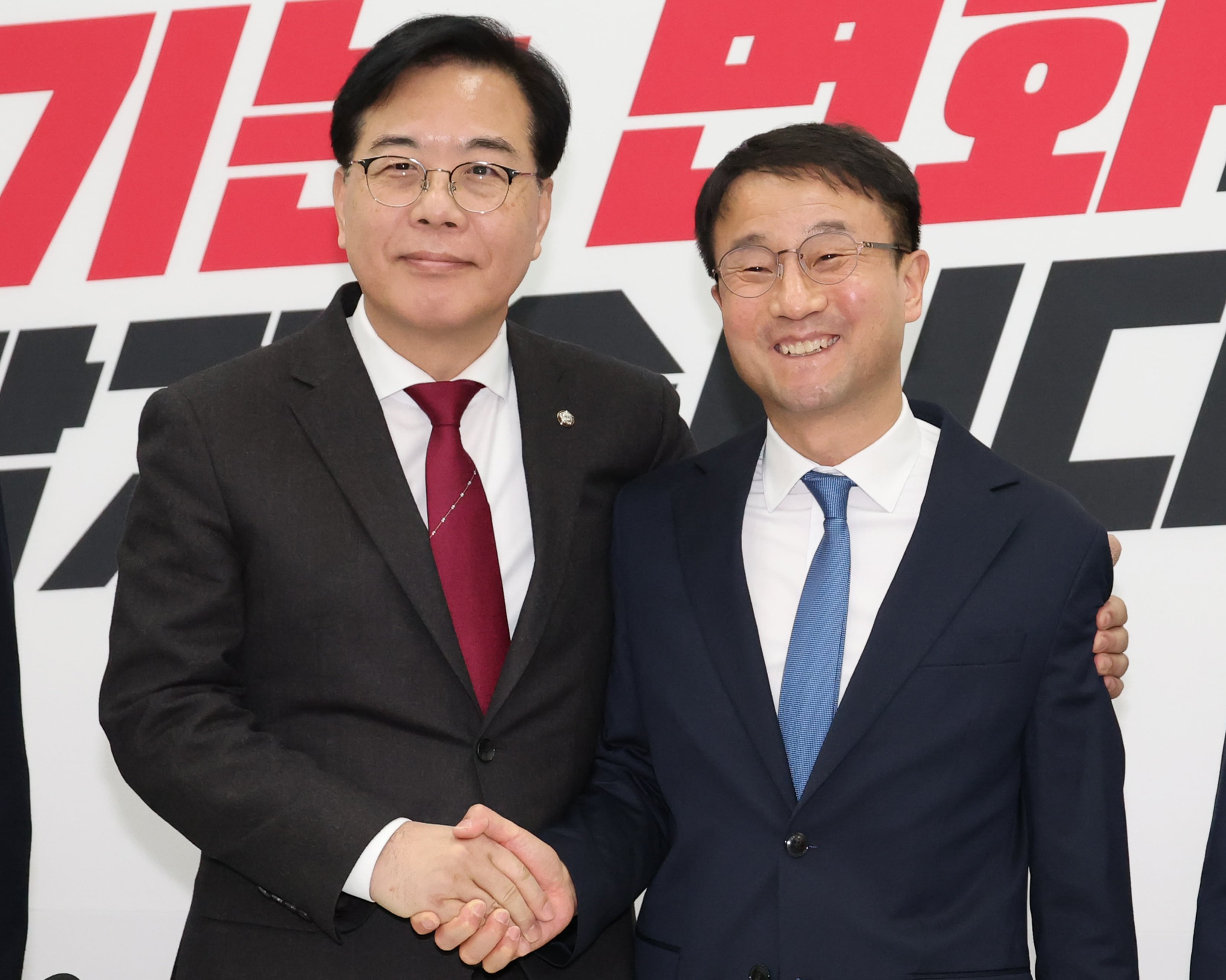 Democratic Party expands second special counsel amid overlap criticism