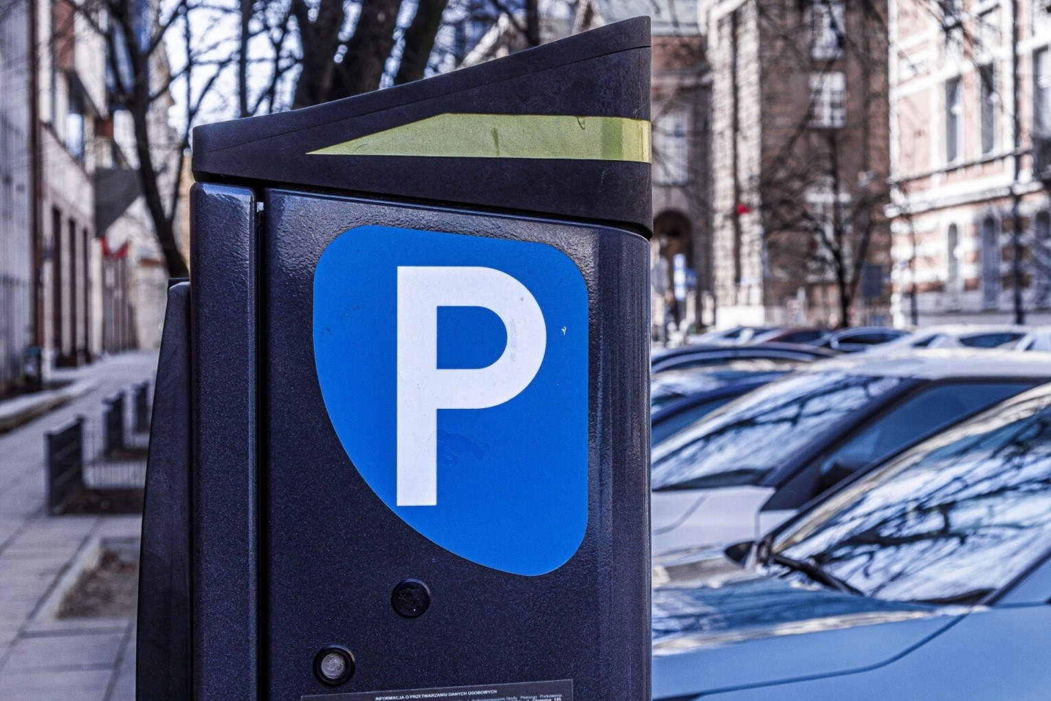 Do 22 zł za godzinę parkowania. Kolejne miasta wprowadzają opłaty w ...