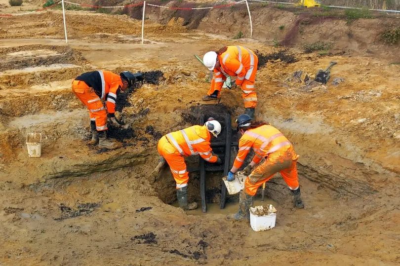 Archaeology breakthrough as Anglo-Saxon burial site of 'national ...