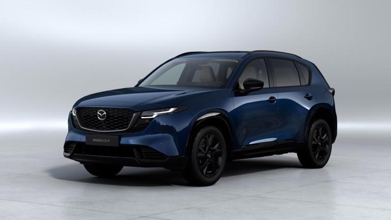 Il navy blue entra nella gamma colori Mazda e debutta con la nuova CX-5
