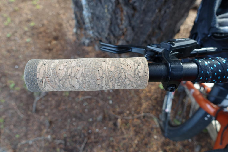 Portland Design Works’ Lisbon cork grips tap into a growing retro bike ...