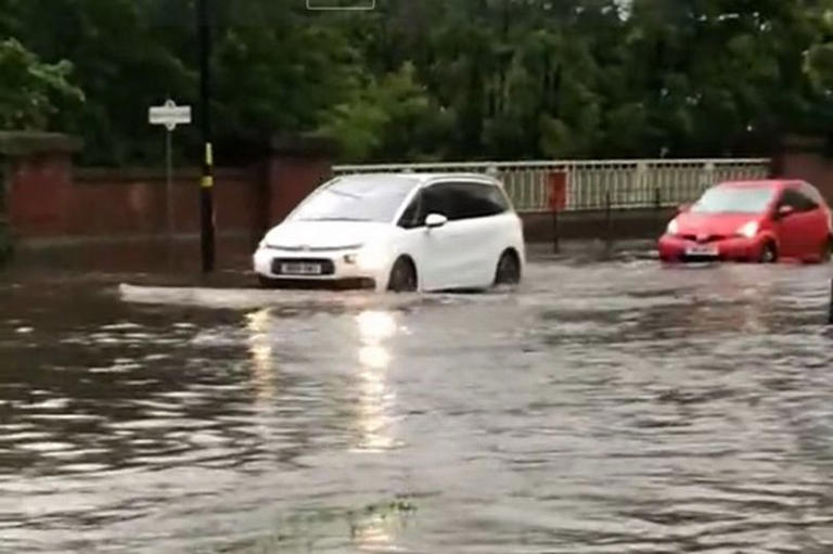 Full list of 73 UK areas facing flood alerts as snow starts to melt
