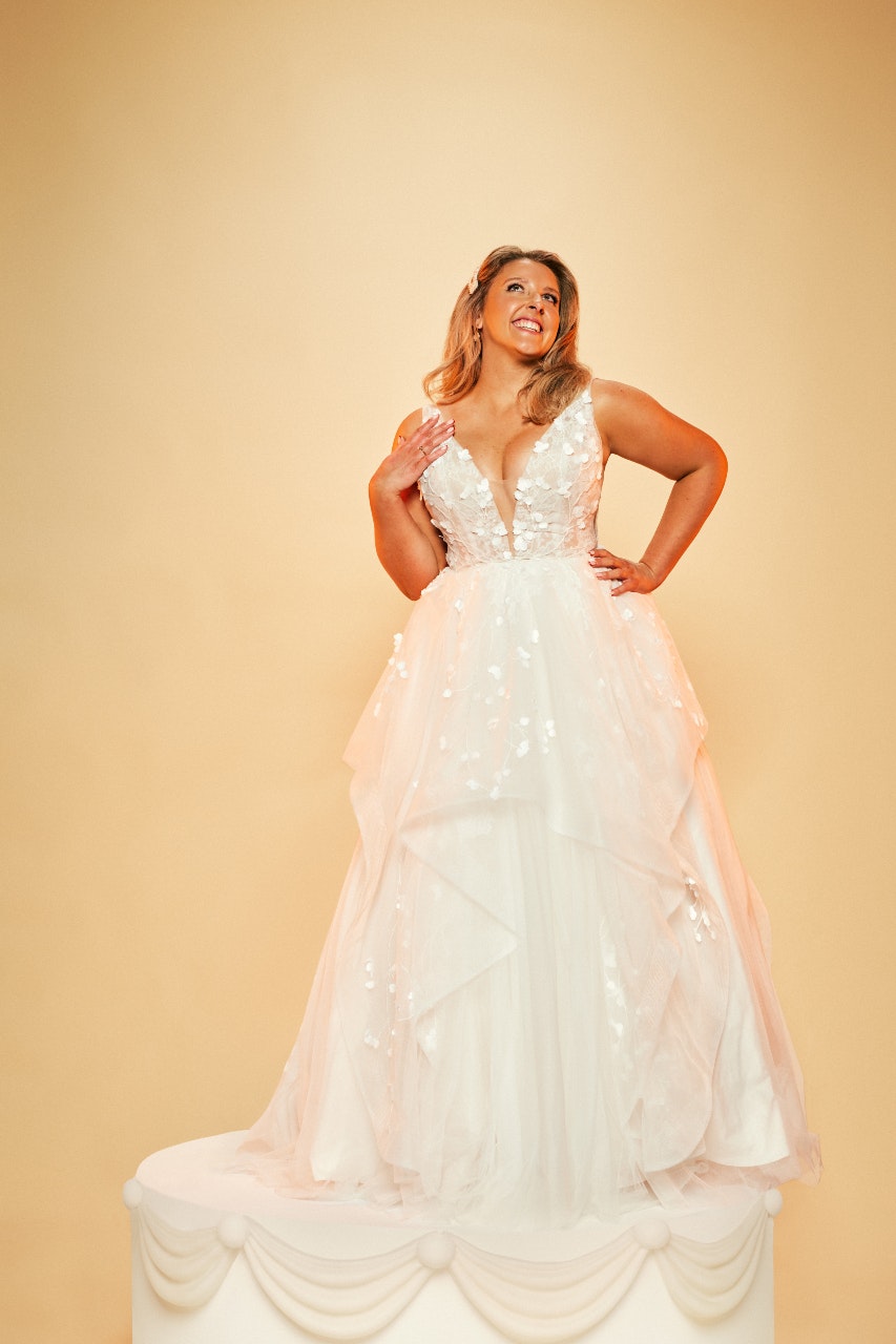 MAFS UK’s Emma Barnes: her age, job and what happened with Caspar Todd