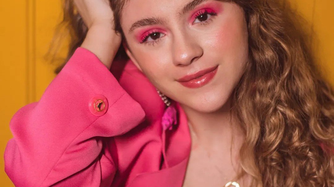 The styling tricks that make curvy women look instantly polished