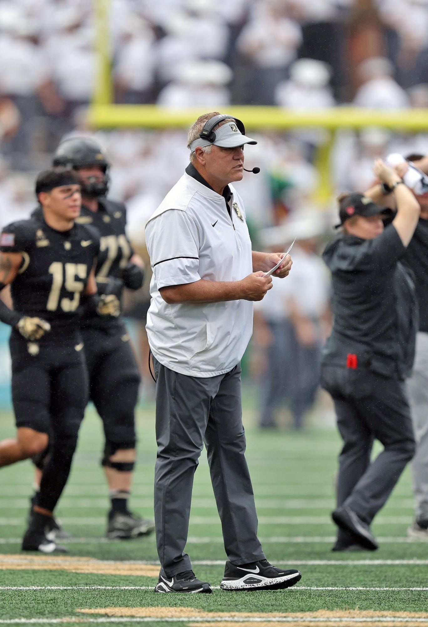 UC Bearcats hire new defensive coordinator Nate Woody from Army