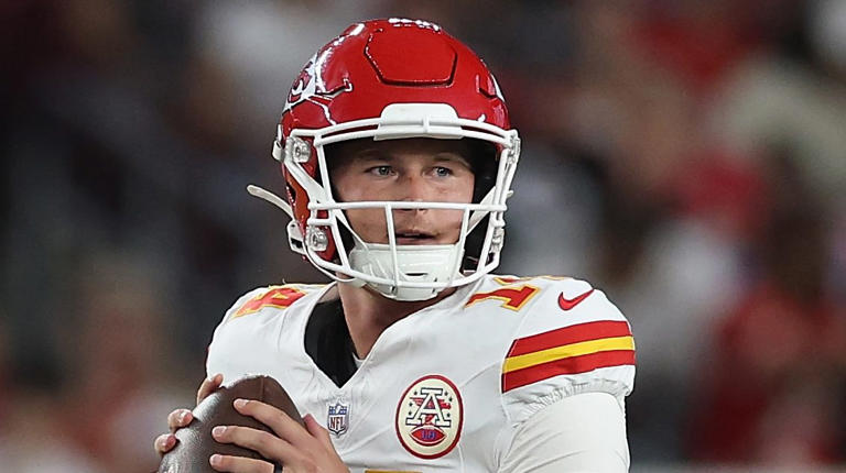 Jets sign record-holding former Chiefs QB to futures contract