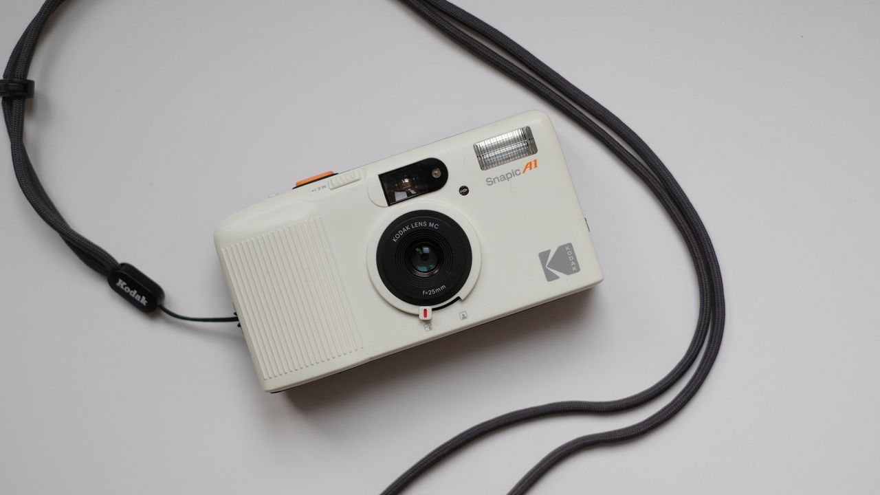 Kodak Snapic A1 review: a premium-ish film point-and-shoot