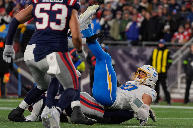 Dave Portnoy piles on Justin Herbert: 'Guy's just not a big-game guy'