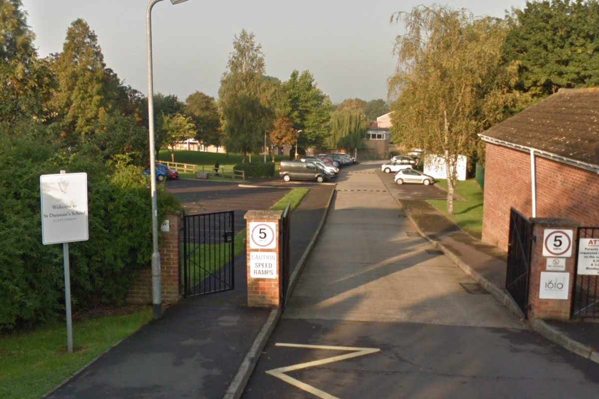 Art teacher banned after telling pupils to improve their work in exam