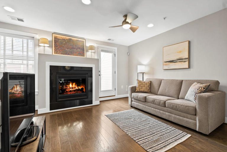 A stunning four-level townhome with easy walkability to Del Ray and Old ...