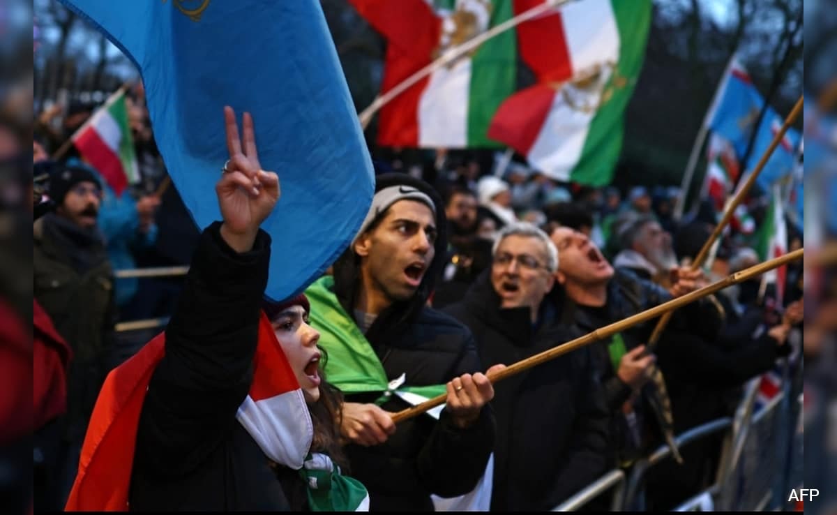 Explained: Iran's 'kill switch' strategy to jam Starlink internet