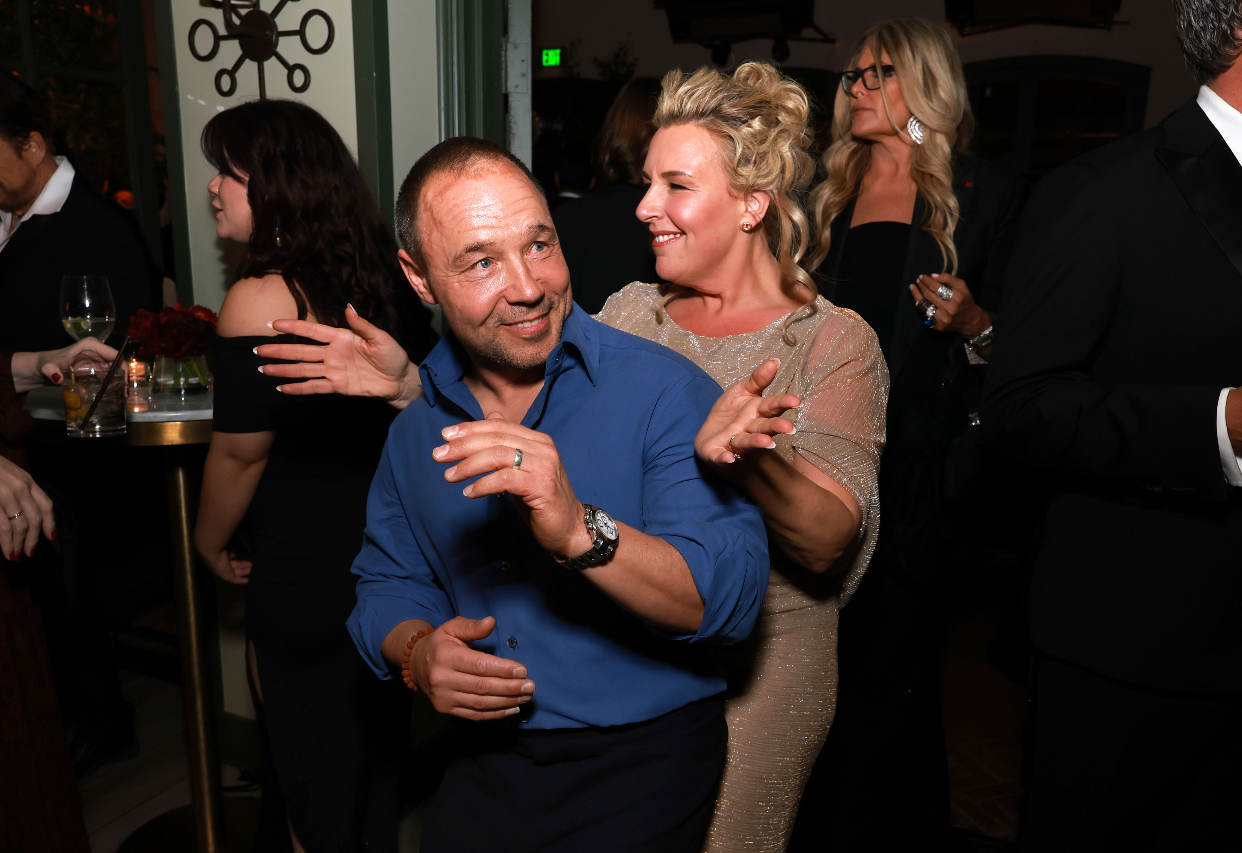 Stephen Graham and wife show off dance moves at Globes after-party