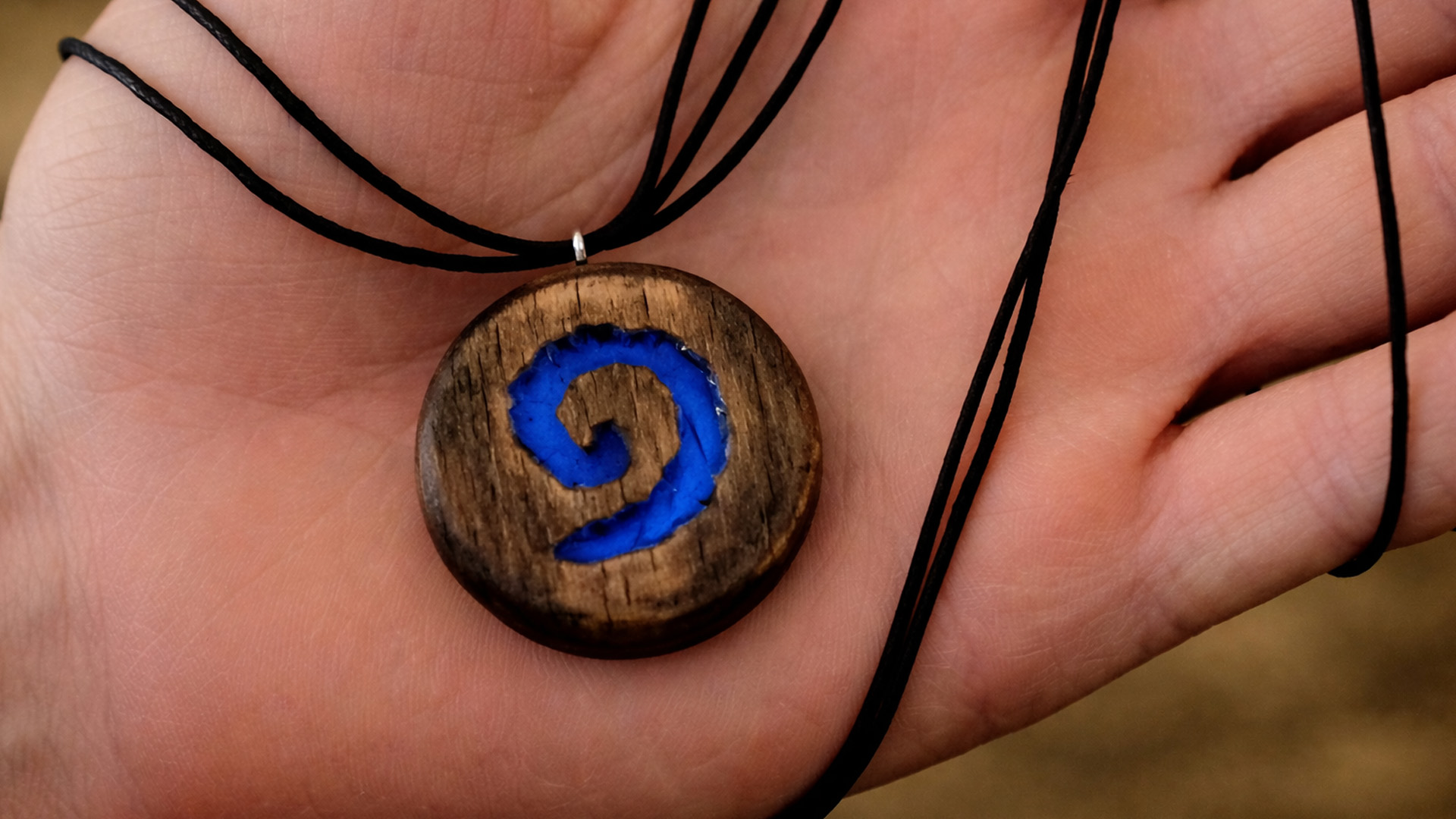 How to make a glow in the dark amulet