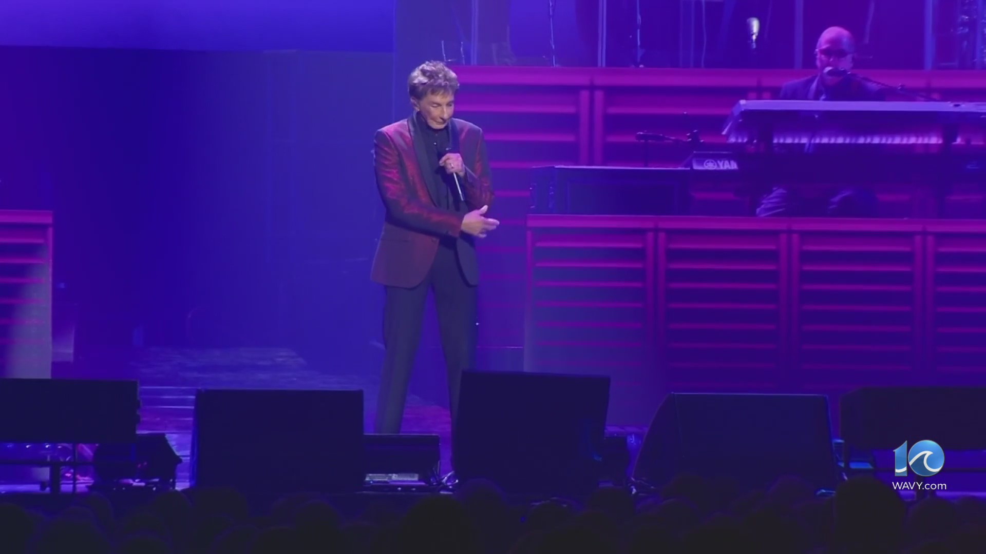 Barry Manilow adds Norfolk stop to his Last Concerts tour