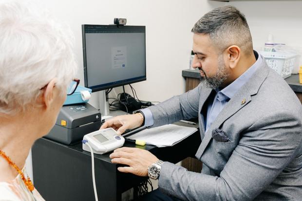 More than 10,000 patients using pharmacies each month as first port of call