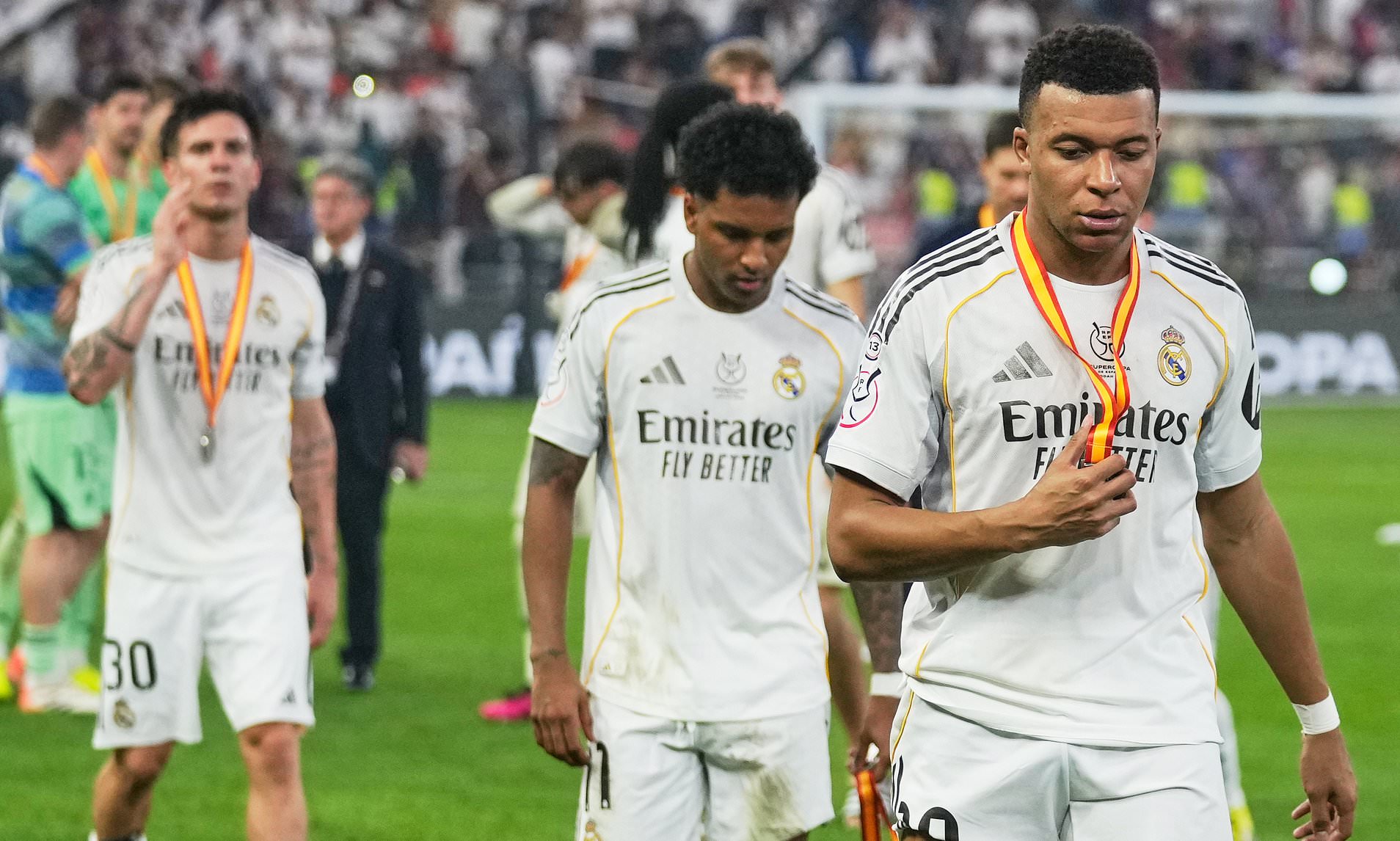 Kylian Mbappe's bitter loser move: Fans spot Real Madrid star's triple ...