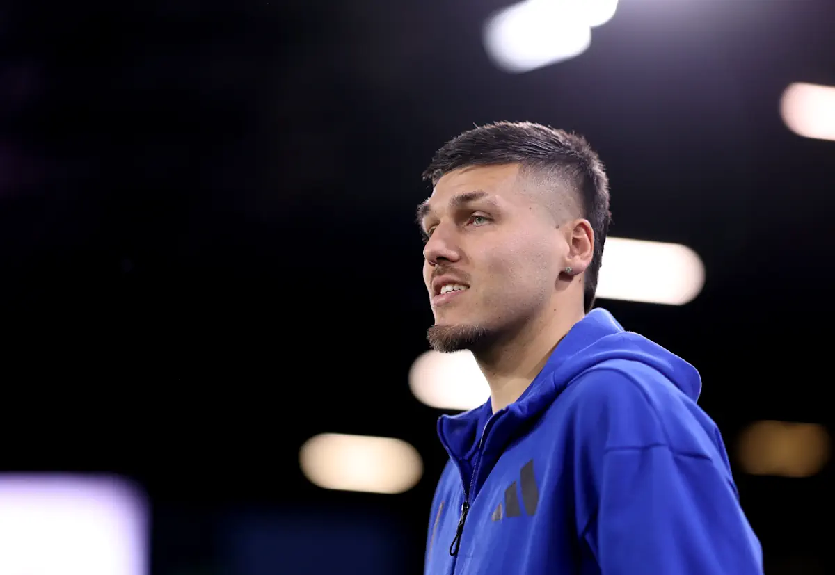 ‘I’m keeping him’ – ex-Leeds United man tells Daniel Farke not to let ...