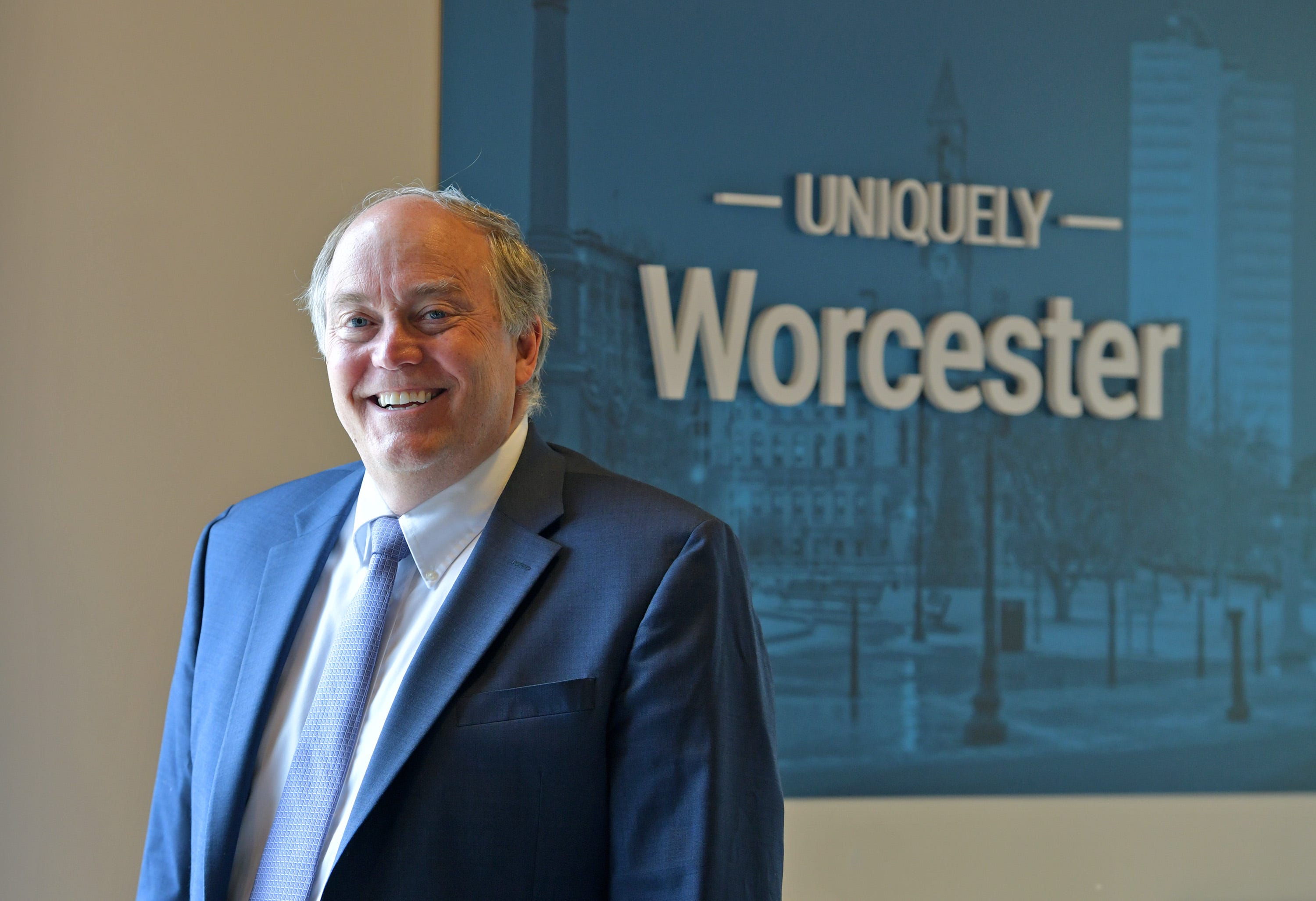 UniBank CEO Michael Welch to step down in June