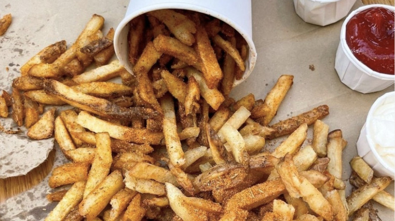 14 restaurant chains with fries cut from fresh potatoes