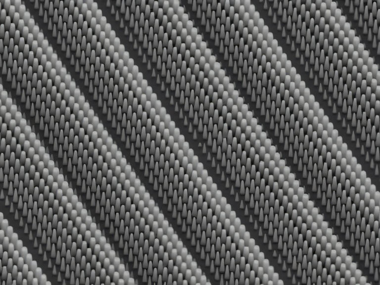 Surprise discovery reveals silica's hidden potential in flat optics