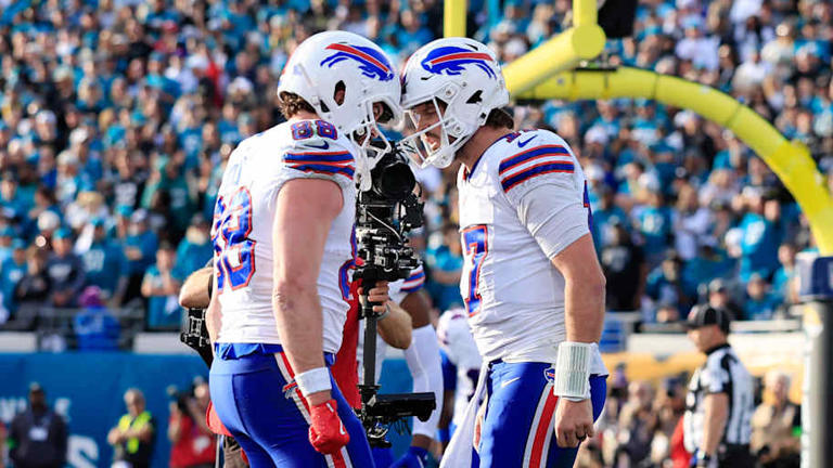 Bills surprisingly open as road favorite over Broncos in AFC divisional ...
