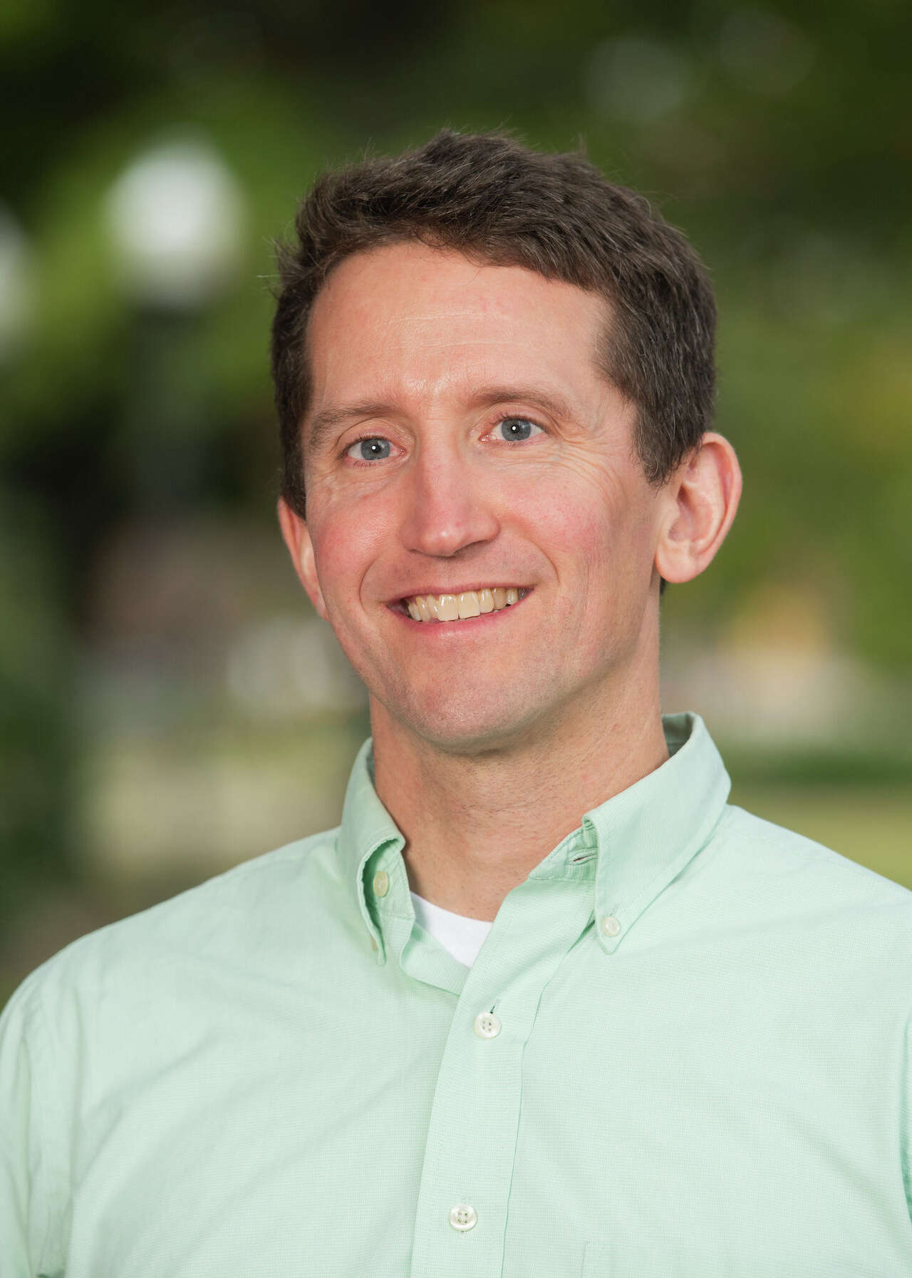 Yale, UConn experts scrutinize new federal guidance urging more protein