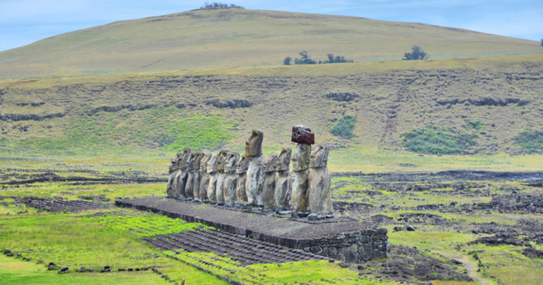 New study confirms the legend that the massive Moai statues of Rapa Nui ...