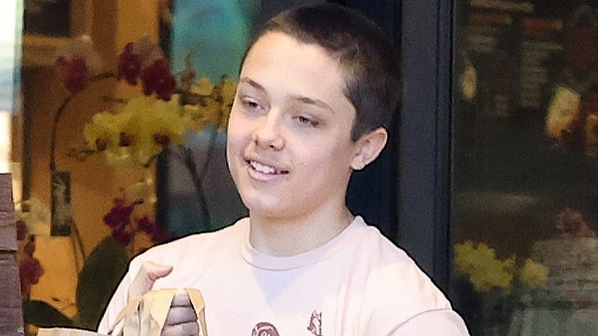 Knox Jolie-Pitt resembles Shiloh in latest appearance