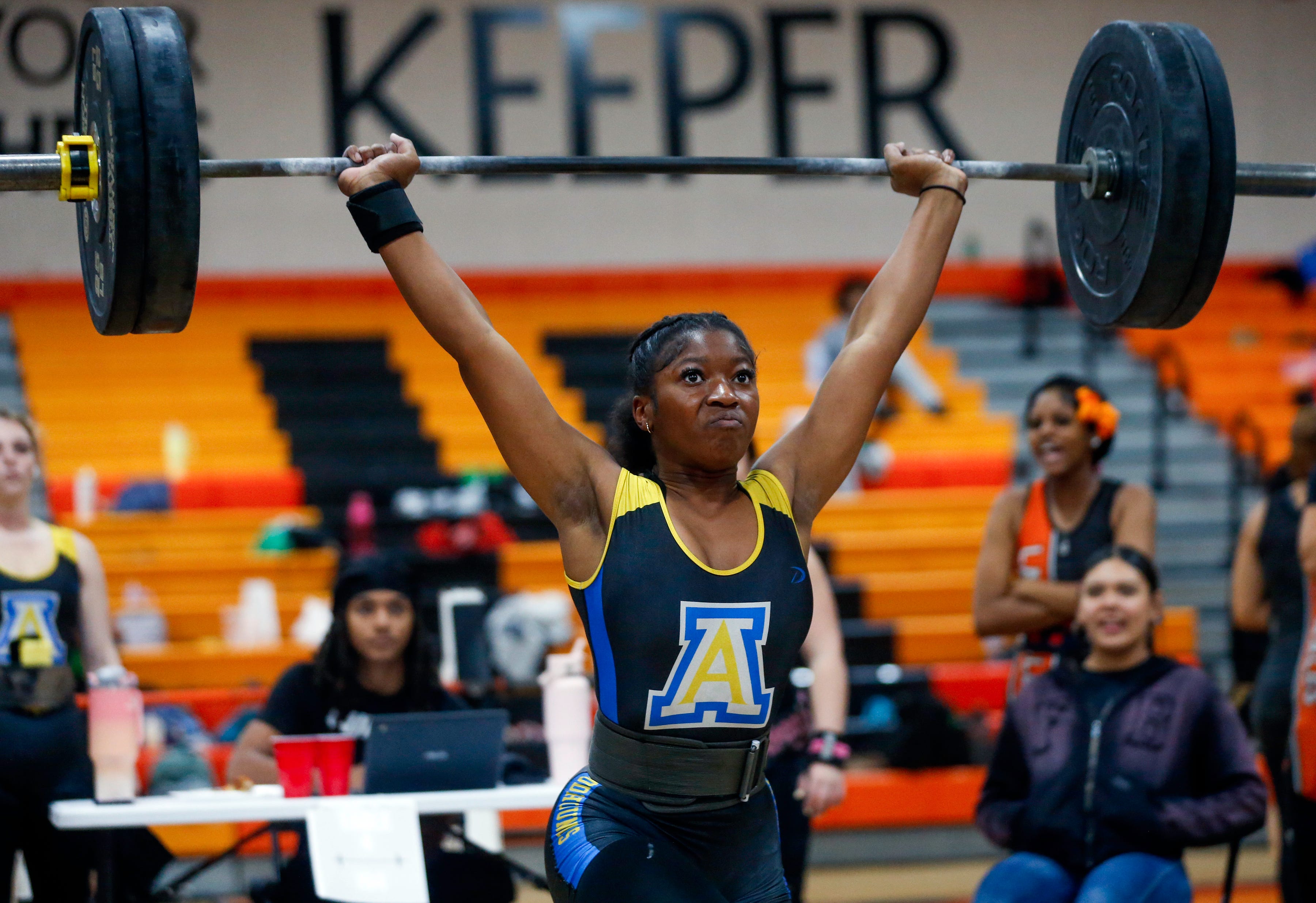 Tremendous 10: Weightlifters, basketball players lead list of nominees