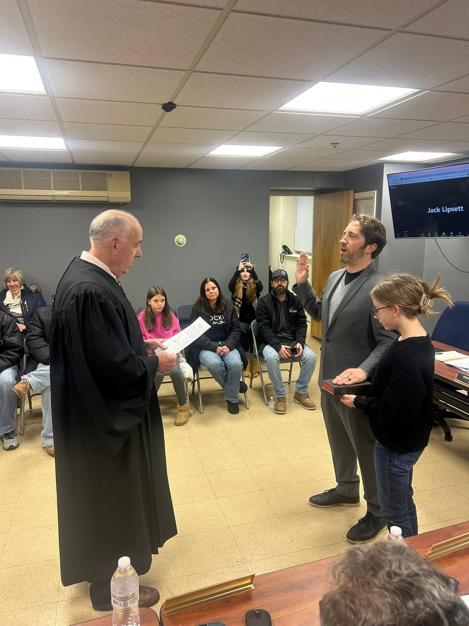 Cheltenham, Rockledge officials take oath for 2026