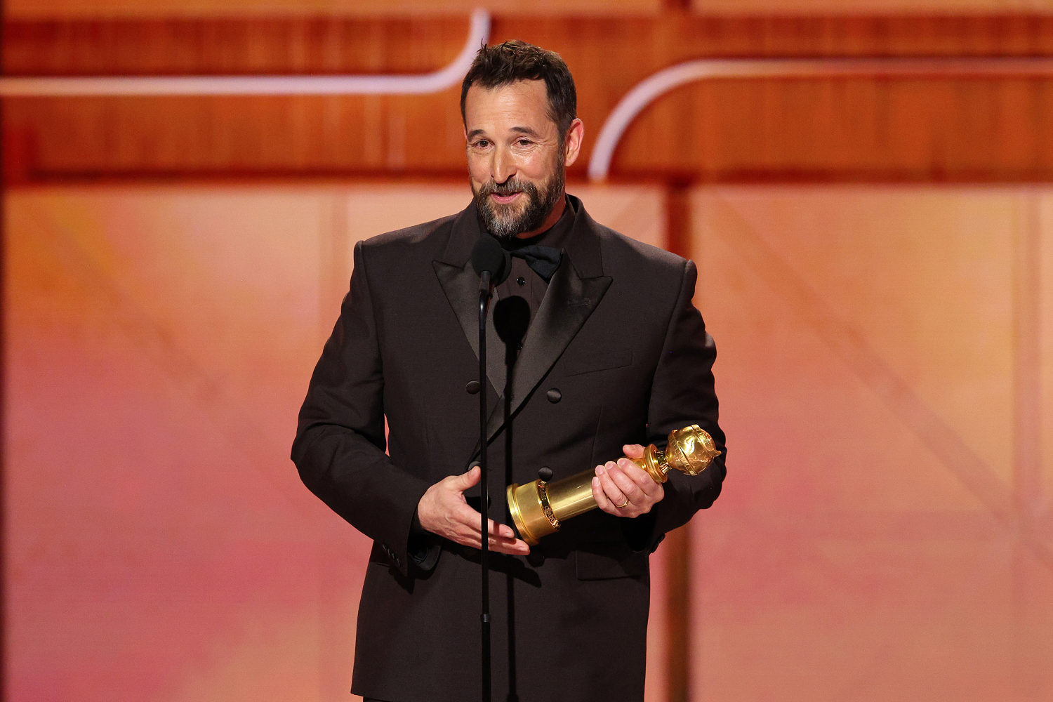 Noah Wyle puts his Golden Globe beside the real award, a homemade 'Best ...