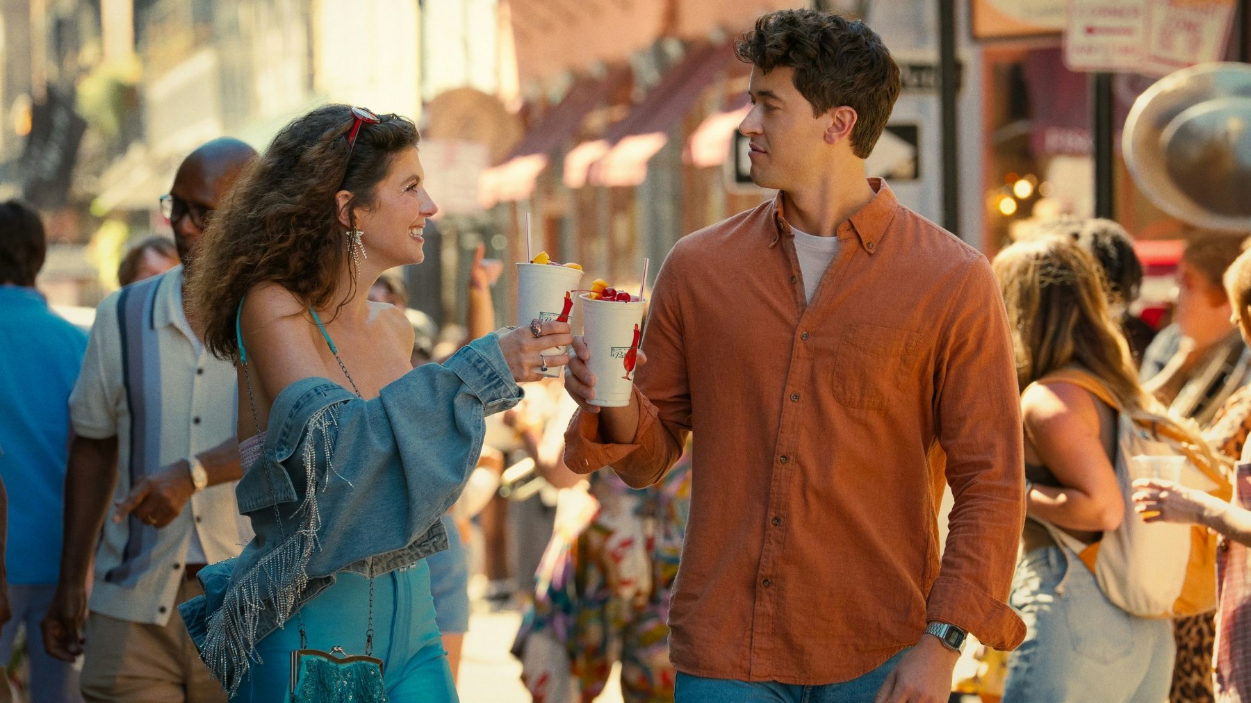 Netflix’s ‘People We Meet on Vacation’ has the perfect holiday outfits ...