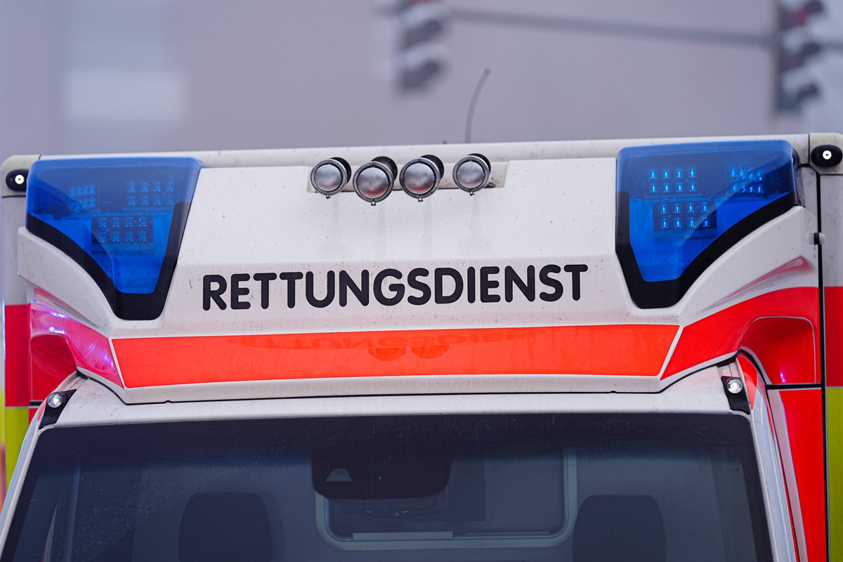 Frau bringt Baby mitten auf Hamburger Straße zur Welt – bei minus 11 Grad