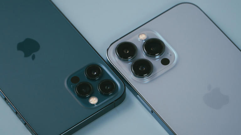 Why there's a black dot on your iPhone's camera (and what it actually does)