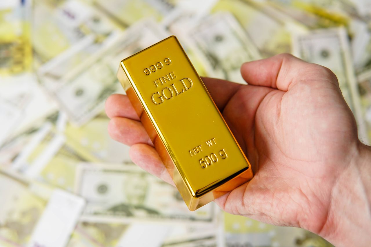How to invest in gold