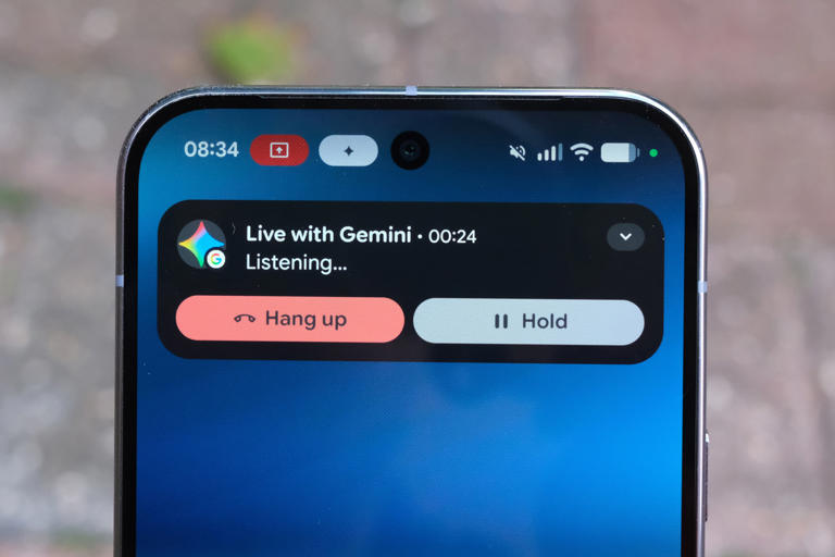 Apple Intelligence and the new Siri will be powered by Google Gemini