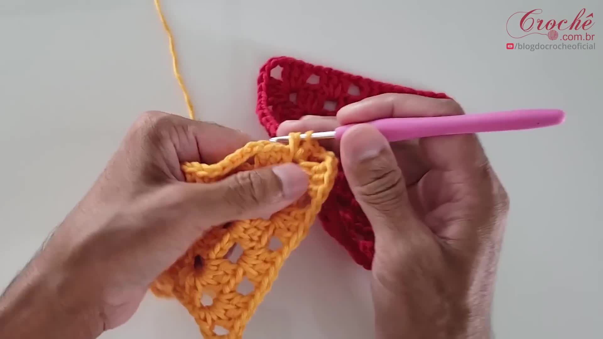 Como emendar quadradinhos de crochê? | Como emendar squares de crochê?