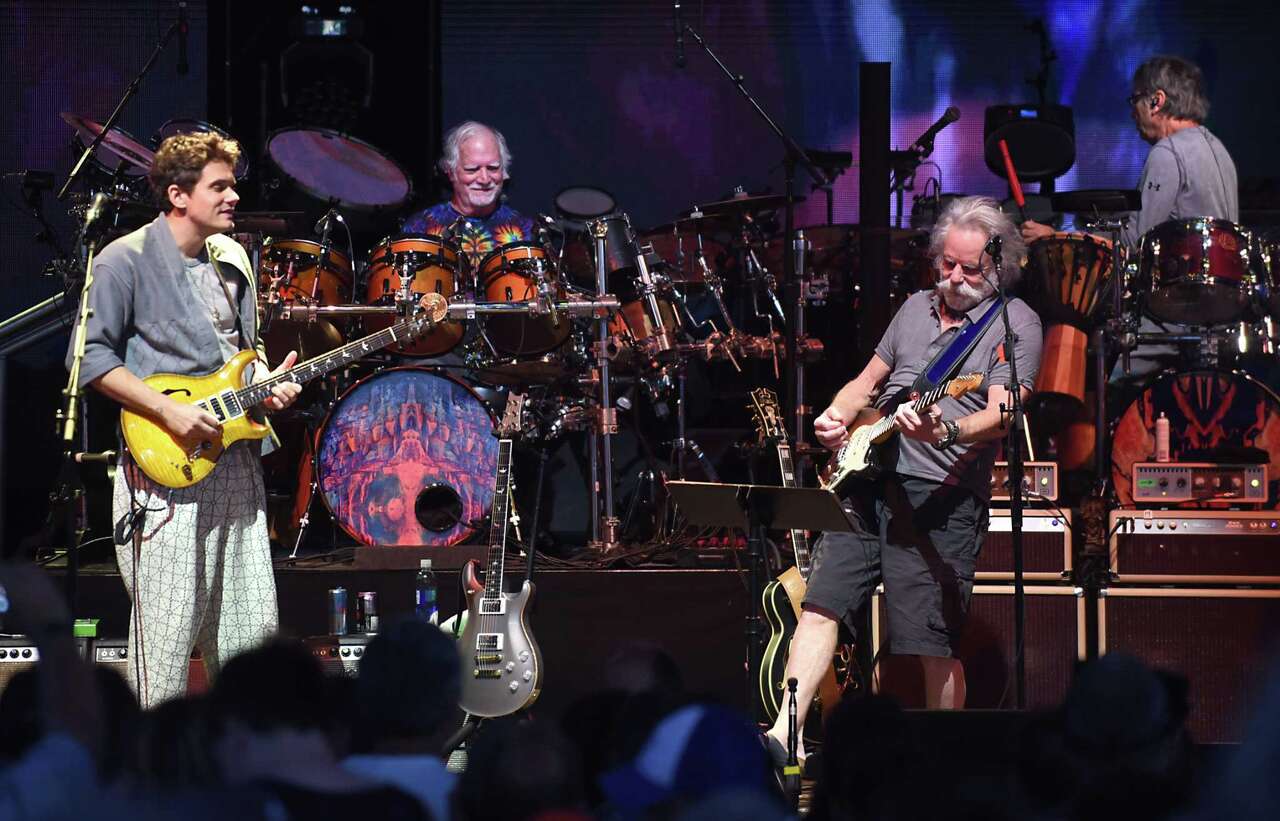 John Mayer breaks silence as tributes grow for Grateful Dead's Bob Weir