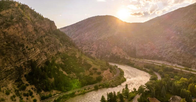 Discover the ultimate winter getaway in Colorado (the sauna is next-level)