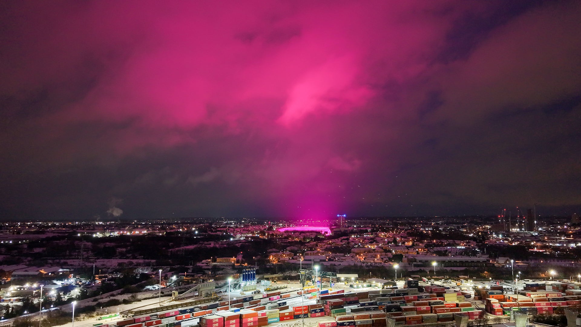 Surprising source of a puzzling pink sky during winter storm