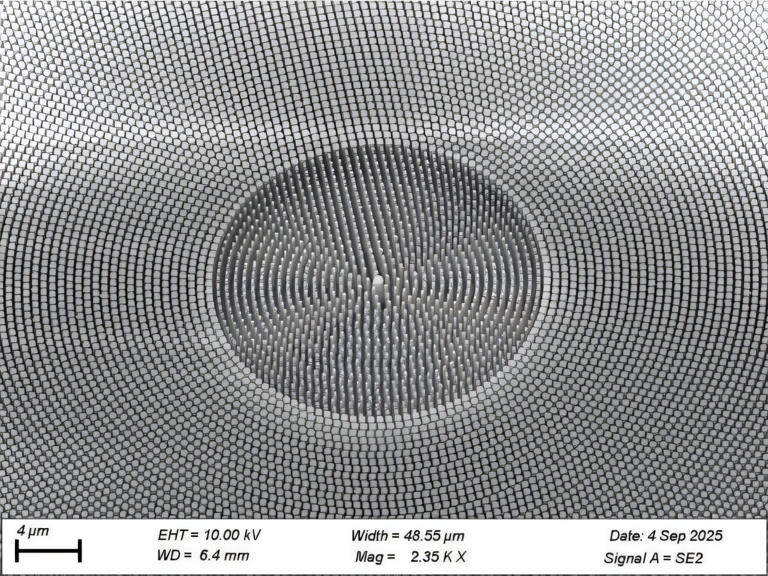 Surprise discovery reveals silica's hidden potential in flat optics