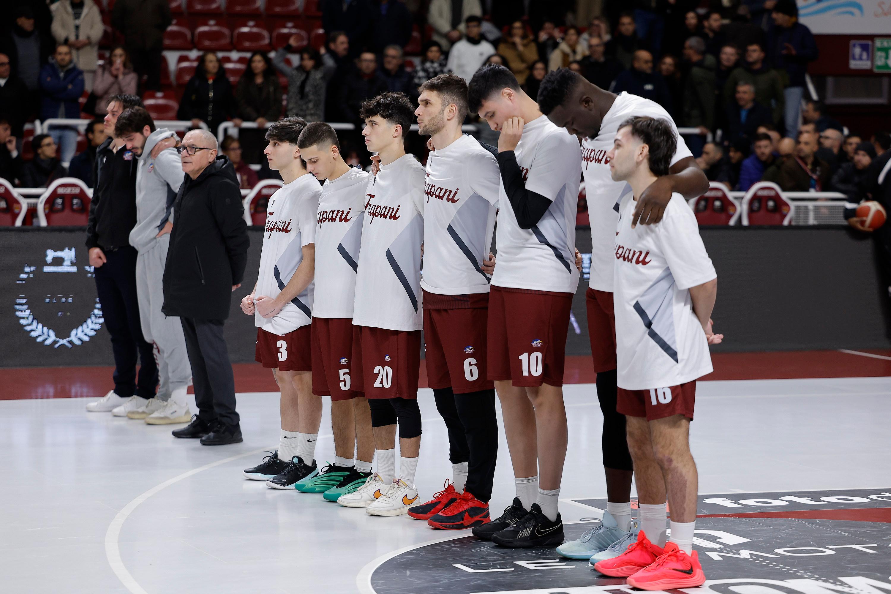 Trapani Shark, ora è davvero finita